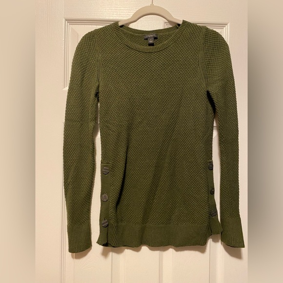 Ann Taylor | Sweaters | Ann Tayler Green Sweater | Poshmark